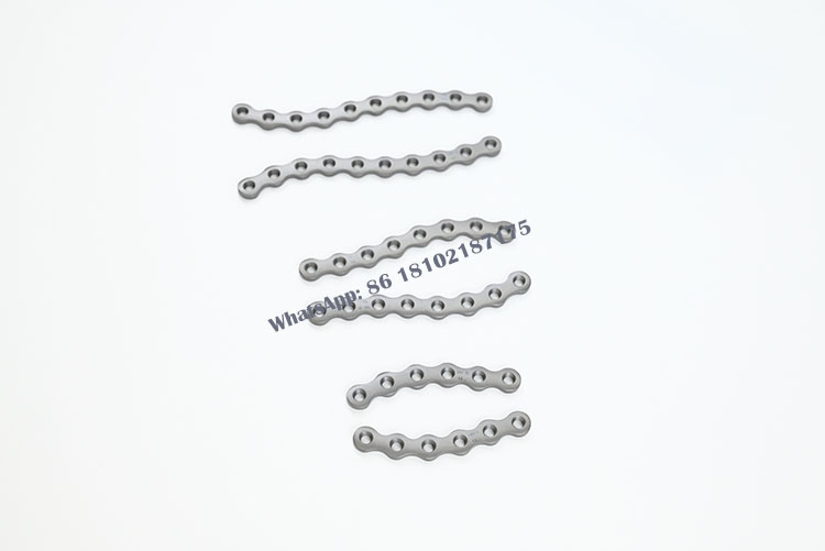 Distal Clavicle Plates for Versatile Clavicle Fracture.